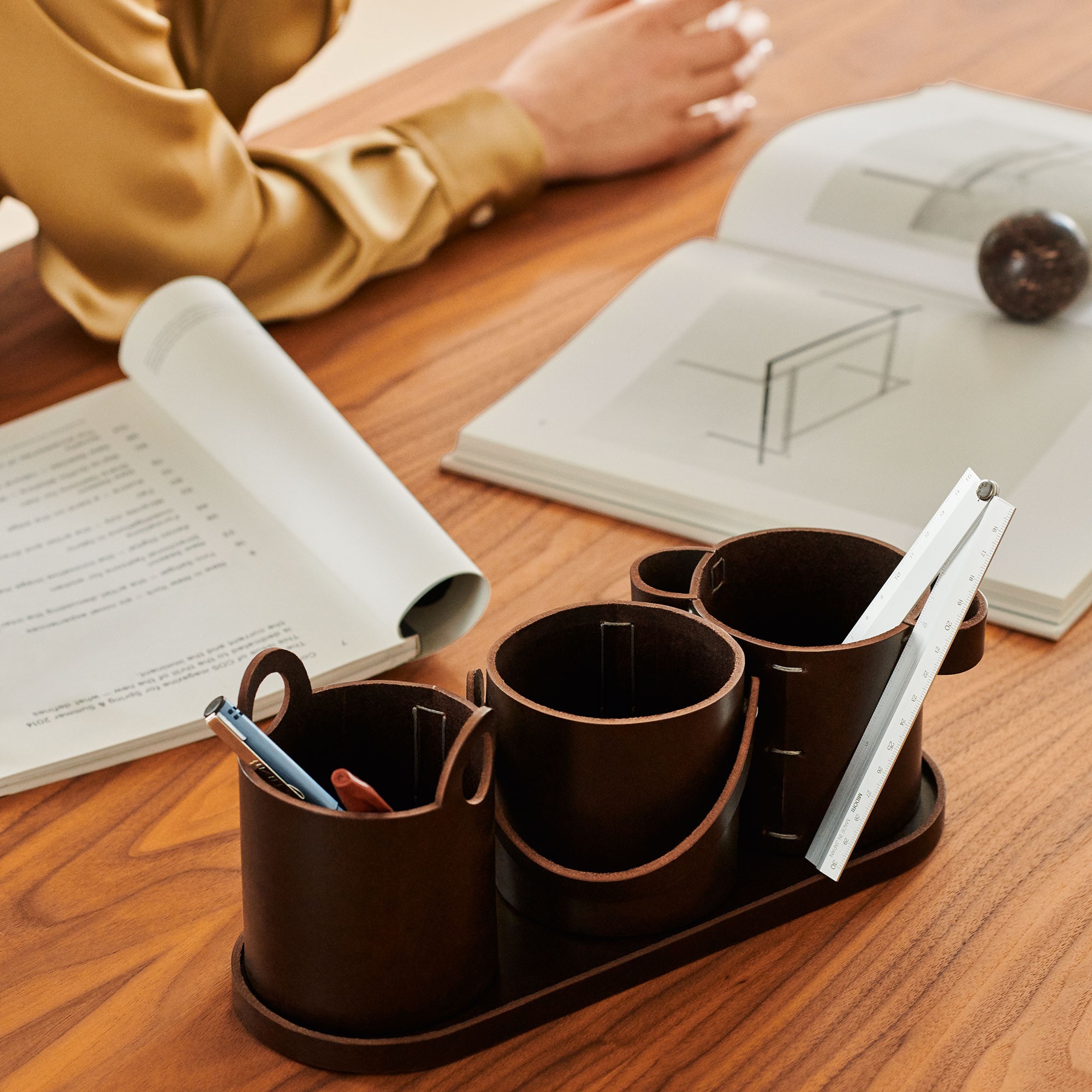 Arteficius | Buckets Desk Organiser, Fritz Hansen