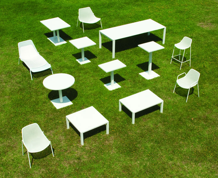 Arteficius | Round Round Table, Emu