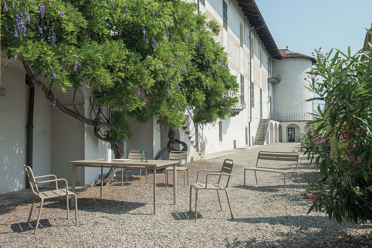 Arteficius | Star Rectangular Table, Emu