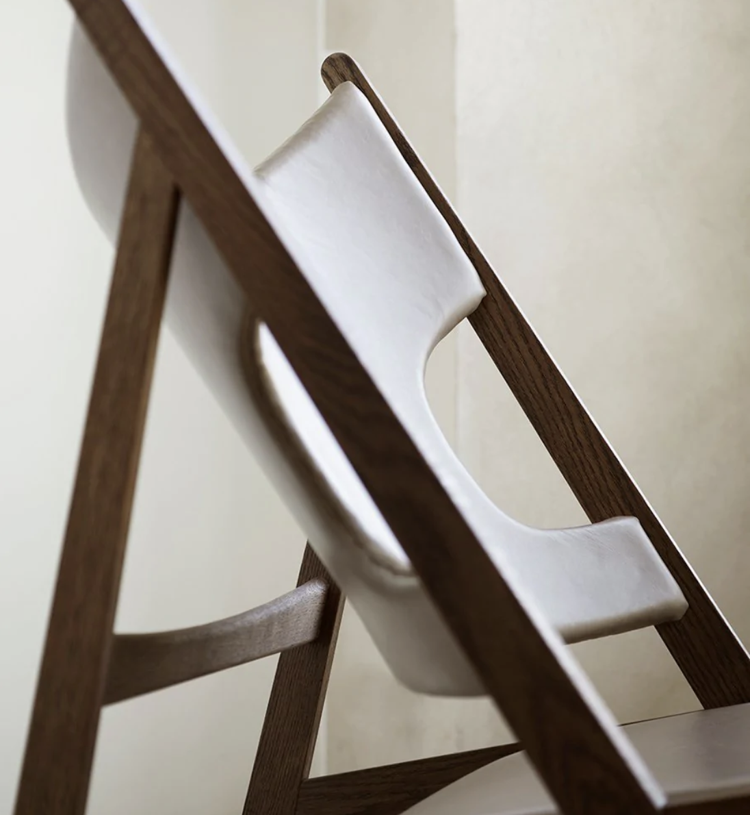 Arteficius l Knitting Lounge Chair, Menu