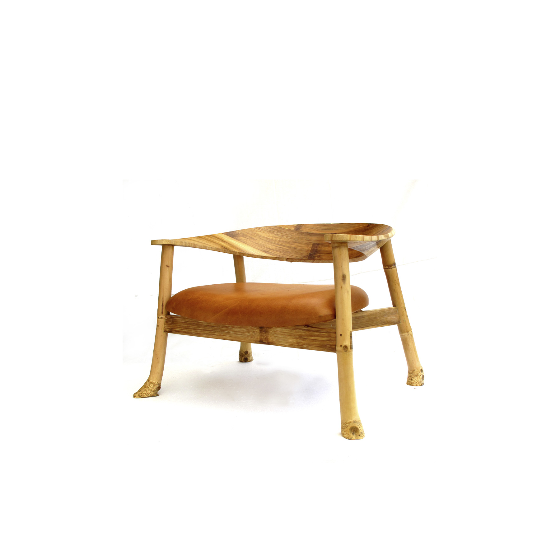 Root Rattan Lounge Chair - Ibuku- Arteficius